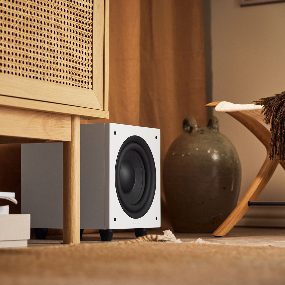 MALMÖ SUB 8: Subwoofer | Powerful punch from a small form factor