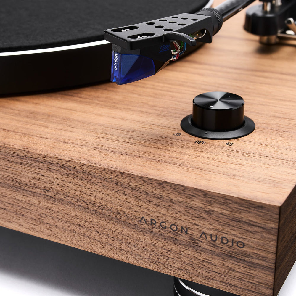 TT-4 MK2: Turntable | Ortofon M2 Blue, Serious Hi-Fi Sound