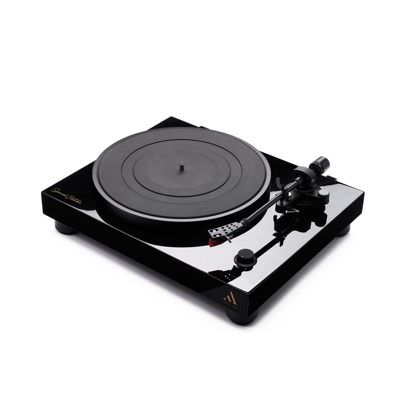 TT-4 Special Edition: Turntable with built-in RIAA