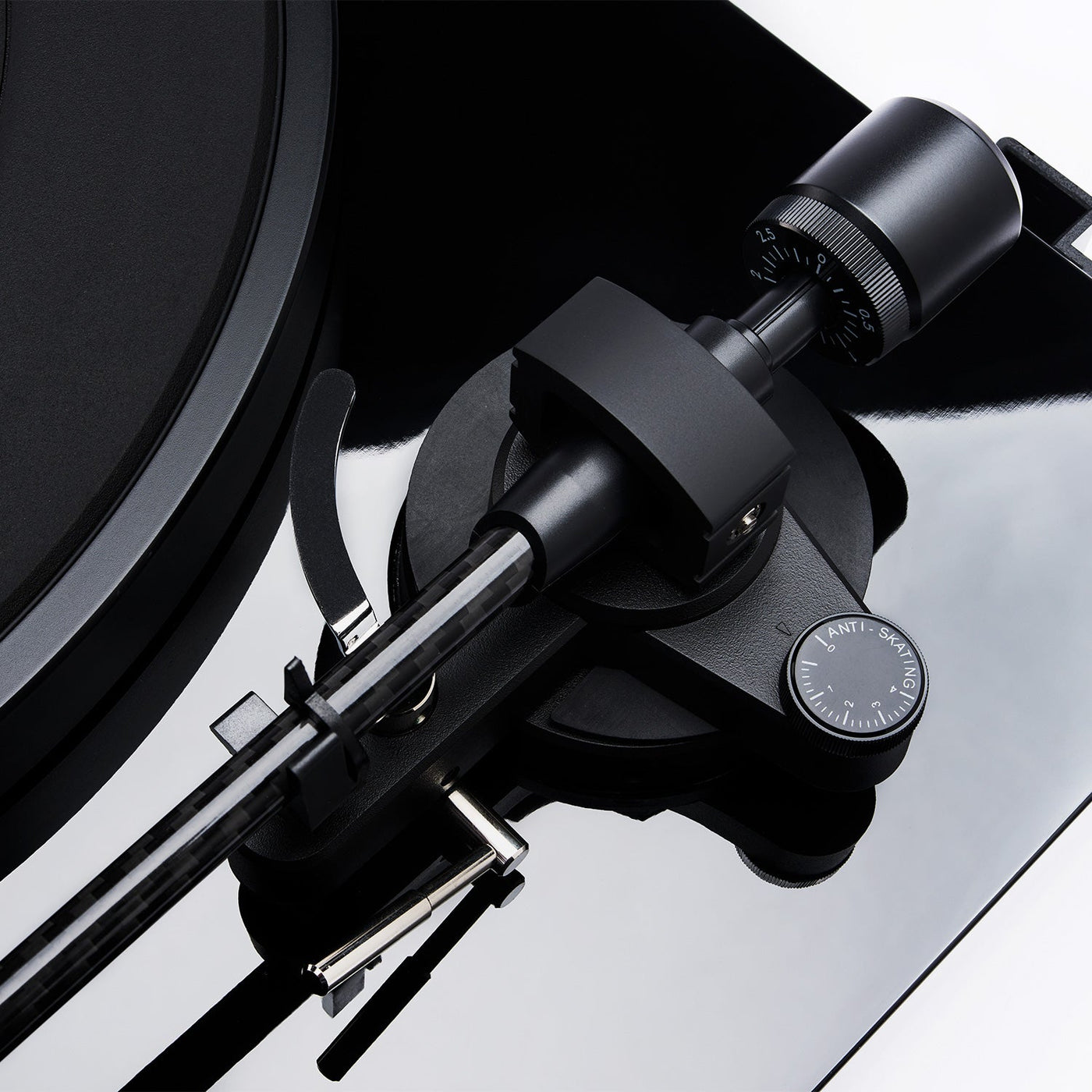 TT-4 Special Edition: Turntable with built-in RIAA