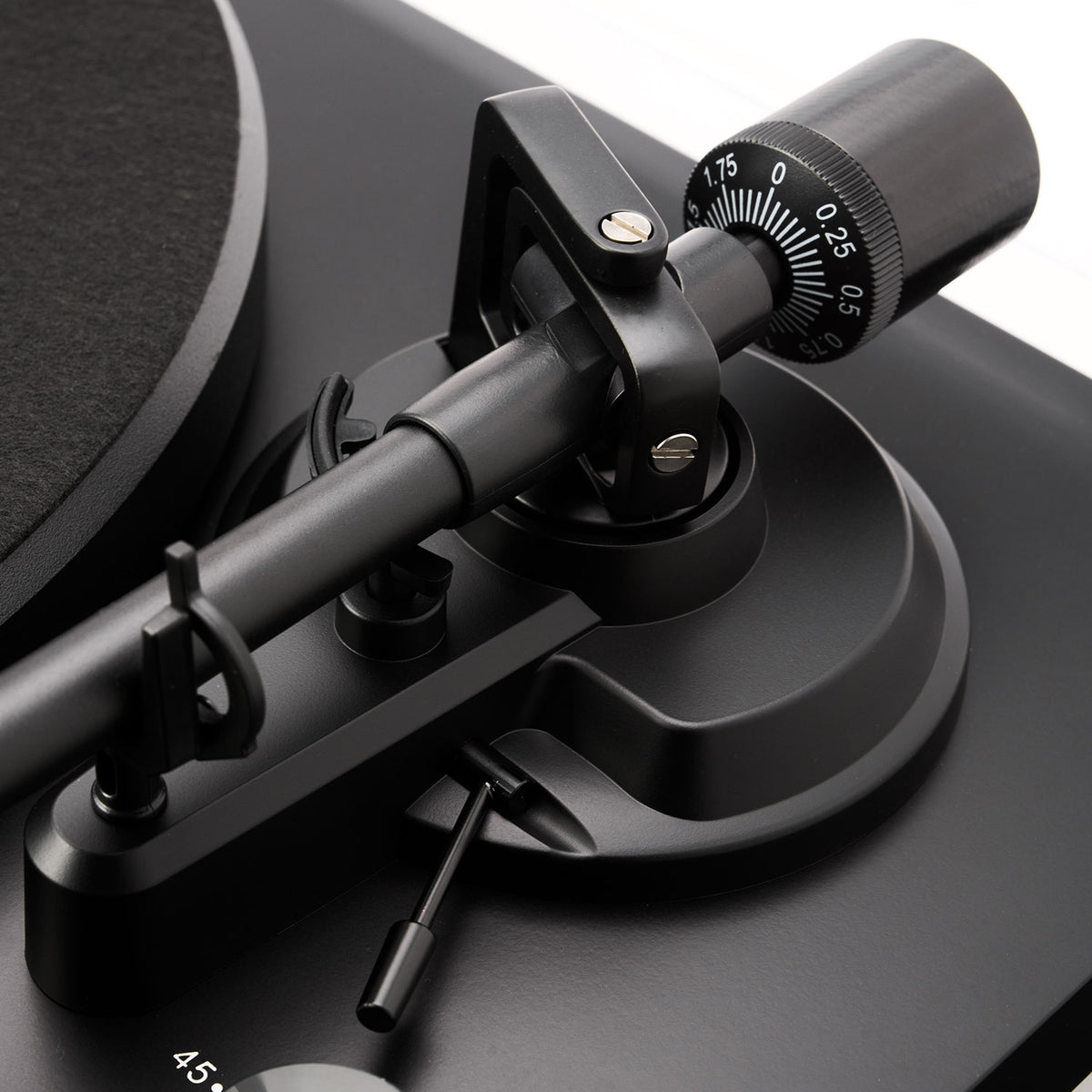 TT MK2: Turntable | Quality, Affordability and Built-in RIAA