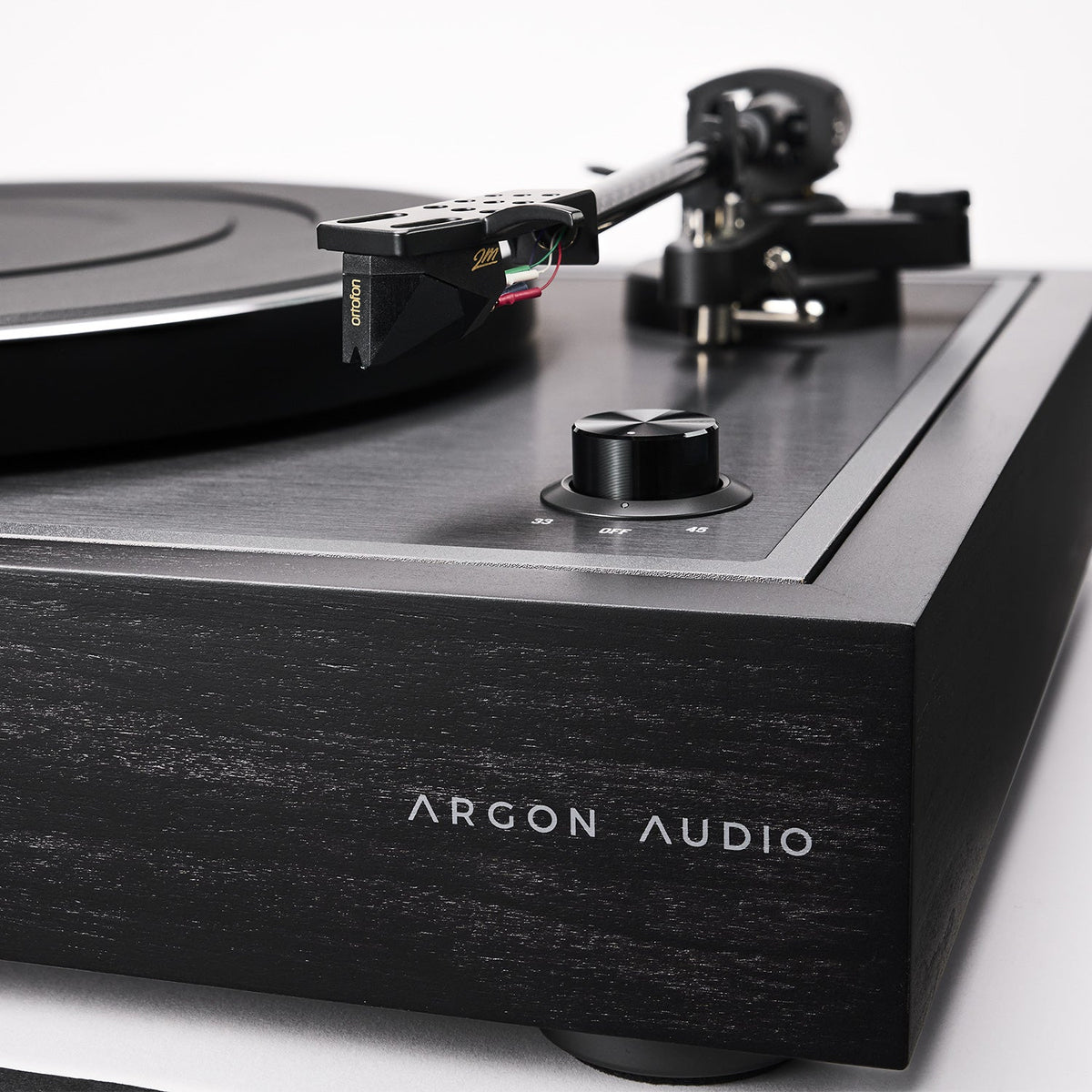 TT Signature: Turntable | Ortofon 2M Black, Floating Plinth